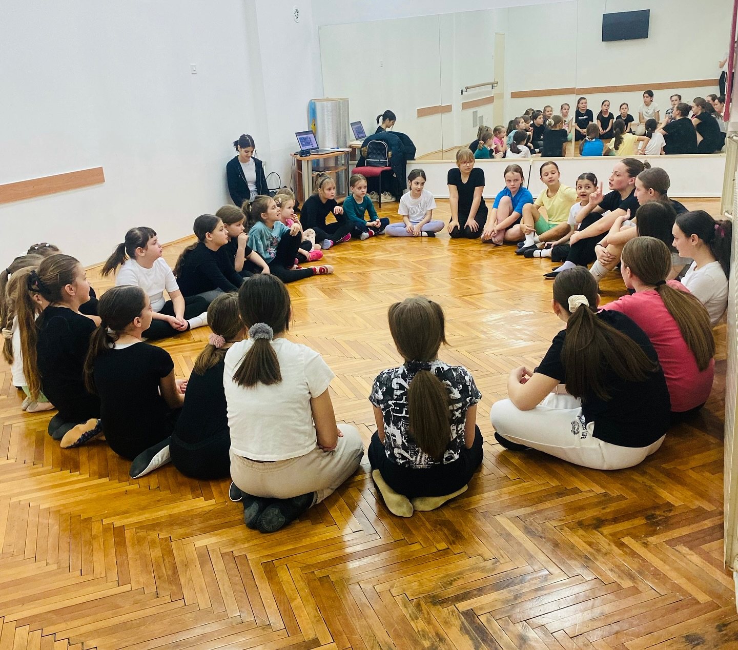 Centar za kulturu Travnik svečano je otvorio manifestaciju Dan općine ...